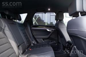 Zils Volkswagen Touareg 2025 Rīga, ar dzinēja tilpumu 3.00 L un nobraukumu 19 tūkst. km par 71950 €, foto 23 vietnē AUTOMOTO.COM.LV