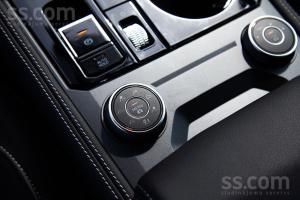 Zils Volkswagen Touareg 2025 Rīga, ar dzinēja tilpumu 3.00 L un nobraukumu 19 tūkst. km par 71950 €, foto 26 vietnē AUTOMOTO.COM.LV