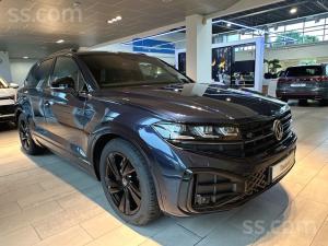 Zils Volkswagen Touareg 2026 Valmiera, ar dzinēja tilpumu 3.00 L un nobraukumu 10 tūkst. km par 74700 €, foto 3 vietnē AUTOMOTO.COM.LV