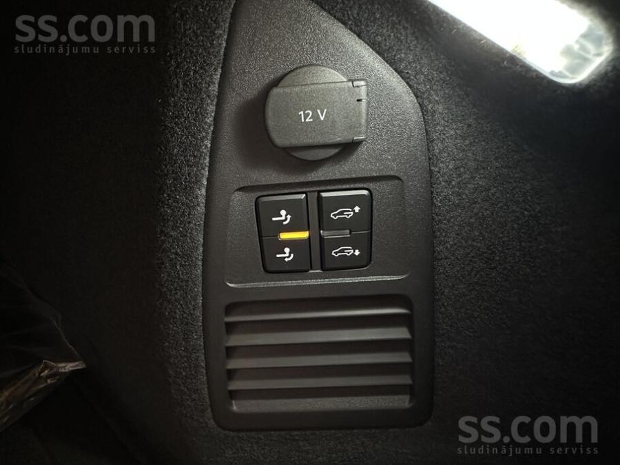 Zils Volkswagen Touareg 2026 Valmiera, ar dzinēja tilpumu 3.00 L un nobraukumu 10 tūkst. km par 74700 €, foto 15 vietnē AUTOMOTO.COM.LV