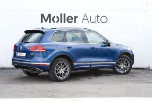 Zils Volkswagen Touareg 2017 Rīga, ar dzinēja tilpumu 3.00 L un nobraukumu 182 tūkst. km par 16800 €, foto 4 vietnē AUTOMOTO.COM.LV