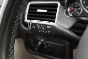 Zils Volkswagen Touareg 2017 Rīga, ar dzinēja tilpumu 3.00 L un nobraukumu 182 tūkst. km par 16800 €, foto 11 vietnē AUTOMOTO.COM.LV