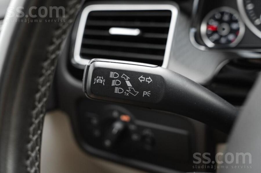 Zils Volkswagen Touareg 2017 Rīga, ar dzinēja tilpumu 3.00 L un nobraukumu 182 tūkst. km par 16800 €, foto 11 vietnē AUTOMOTO.COM.LV