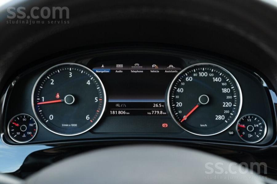 Zils Volkswagen Touareg 2017 Rīga, ar dzinēja tilpumu 3.00 L un nobraukumu 182 tūkst. km par 16800 €, foto 13 vietnē AUTOMOTO.COM.LV