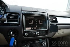 Zils Volkswagen Touareg 2017 Rīga, ar dzinēja tilpumu 3.00 L un nobraukumu 182 tūkst. km par 16800 €, foto 17 vietnē AUTOMOTO.COM.LV