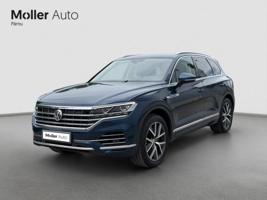Zils Volkswagen Touareg 2018 Pērnava, ar dzinēja tilpumu 3.00 L un nobraukumu 117 tūkst. km par 37200 €, foto 1 vietnē AUTOMOTO.COM.LV