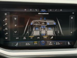 Zils Volkswagen Touareg 2018 Pērnava, ar dzinēja tilpumu 3.00 L un nobraukumu 117 tūkst. km par 37200 €, foto 14 vietnē AUTOMOTO.COM.LV