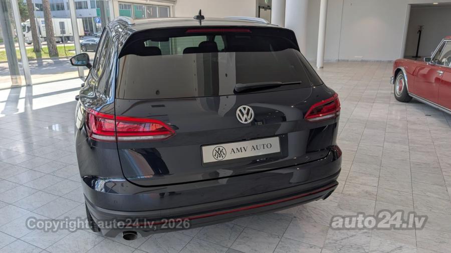 Zils Volkswagen Touareg 2019 Tallina, ar dzinēja tilpumu 3.00 L un nobraukumu 164 tūkst. km par 34720 €, foto 7 vietnē AUTOMOTO.COM.LV