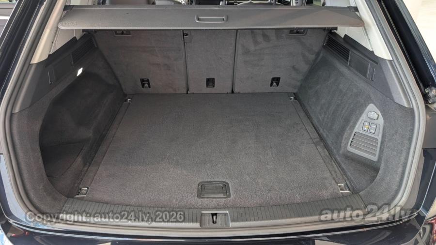 Zils Volkswagen Touareg 2019 Tallina, ar dzinēja tilpumu 3.00 L un nobraukumu 164 tūkst. km par 34720 €, foto 12 vietnē AUTOMOTO.COM.LV