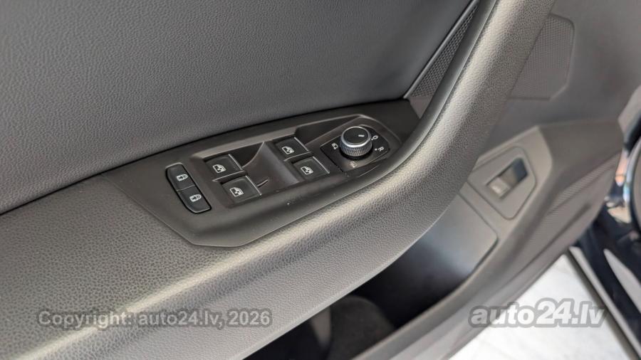 Zils Volkswagen Touareg 2019 Tallina, ar dzinēja tilpumu 3.00 L un nobraukumu 164 tūkst. km par 34720 €, foto 13 vietnē AUTOMOTO.COM.LV