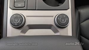 Zils Volkswagen Touareg 2019 Tallina, ar dzinēja tilpumu 3.00 L un nobraukumu 164 tūkst. km par 34720 €, foto 14 vietnē AUTOMOTO.COM.LV