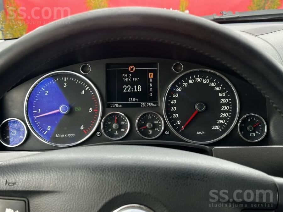 Brūns Volkswagen Touareg 2005 Jelgava, ar dzinēja tilpumu 3.00 L un nobraukumu 0 tūkst. km par 4100 €, foto 16 vietnē AUTOMOTO.COM.LV