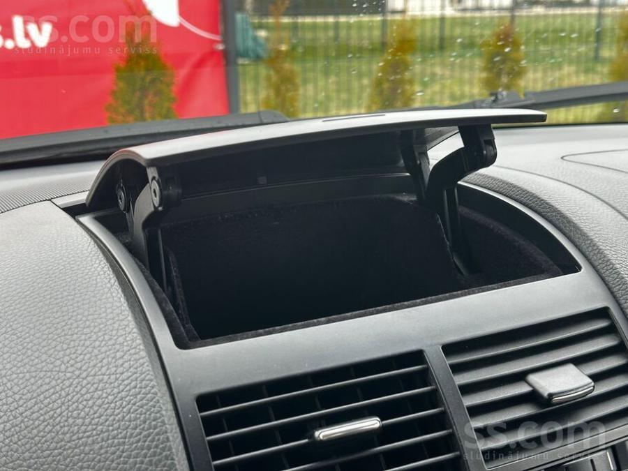 Brūns Volkswagen Touareg 2005 Jelgava, ar dzinēja tilpumu 3.00 L un nobraukumu 0 tūkst. km par 4100 €, foto 17 vietnē AUTOMOTO.COM.LV