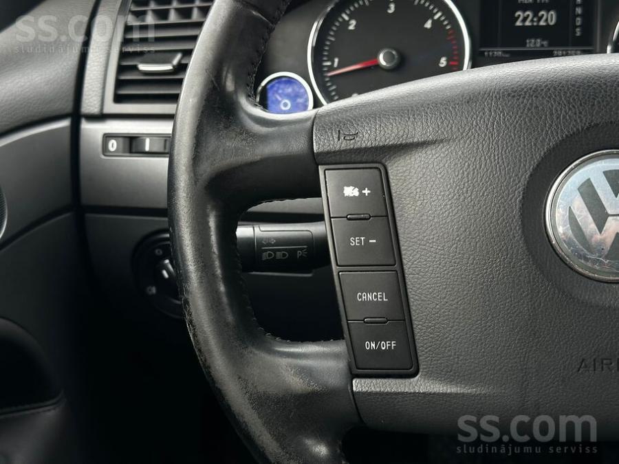 Brūns Volkswagen Touareg 2005 Jelgava, ar dzinēja tilpumu 3.00 L un nobraukumu 0 tūkst. km par 4100 €, foto 22 vietnē AUTOMOTO.COM.LV