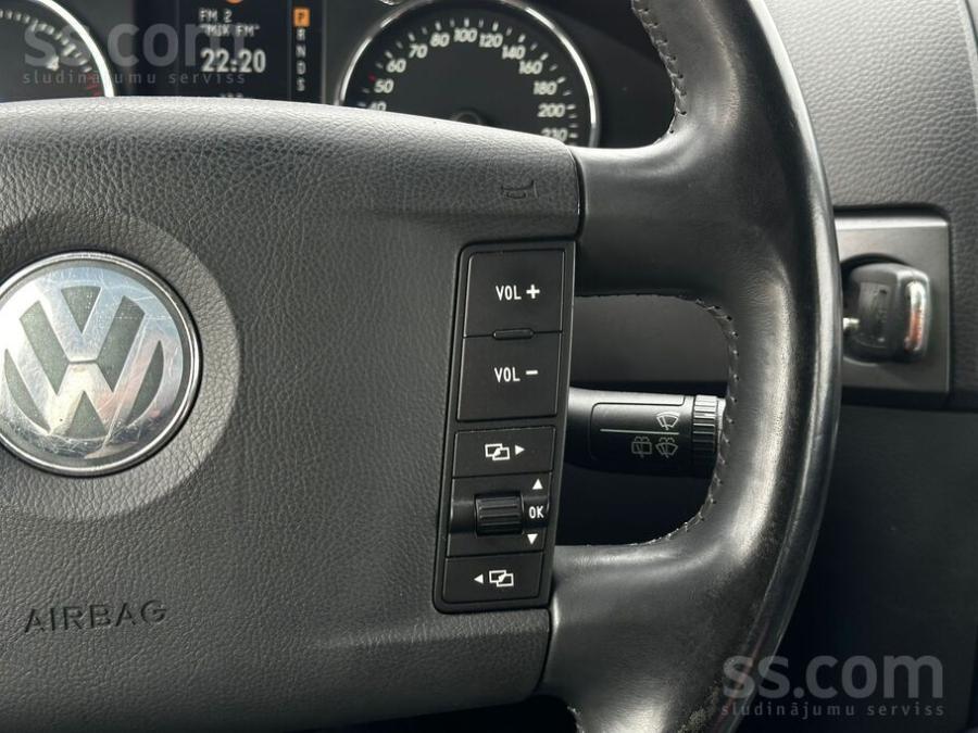 Brūns Volkswagen Touareg 2005 Jelgava, ar dzinēja tilpumu 3.00 L un nobraukumu 0 tūkst. km par 4100 €, foto 23 vietnē AUTOMOTO.COM.LV
