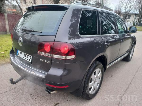 Brūns Volkswagen Touareg 2007 Rīga, ar dzinēja tilpumu 3.00 L un nobraukumu 249 tūkst. km par 4290 €, foto 5 vietnē AUTOMOTO.COM.LV