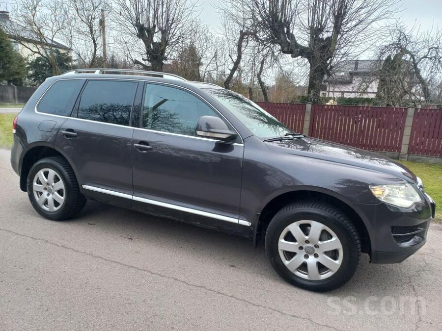 Brūns Volkswagen Touareg 2007 Rīga, ar dzinēja tilpumu 3.00 L un nobraukumu 249 tūkst. km par 4290 €, foto 6 vietnē AUTOMOTO.COM.LV
