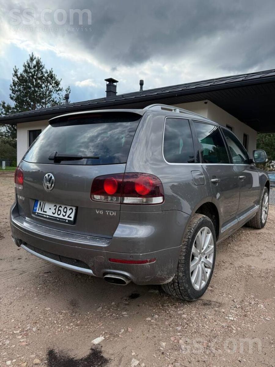 Brūns Volkswagen Touareg 2008 Rīga, ar dzinēja tilpumu 3.00 L un nobraukumu 314 tūkst. km par 4290 €, foto 10 vietnē AUTOMOTO.COM.LV