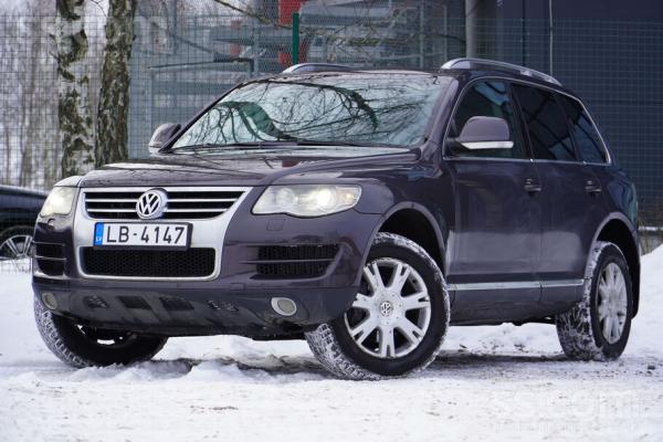 Brown Volkswagen Touareg 2008 in Riga, with an engine capacity of 3.00 L and mileage of 410 thousand km for 4990 €, photo 4 on AUTOMOTO.COM.LV