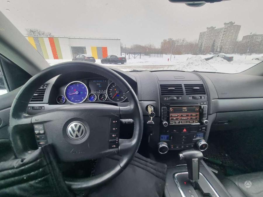 Brūns Volkswagen Touareg 2008 Kauņa, ar dzinēja tilpumu 3.00 L un nobraukumu 360 tūkst. km par 5200 €, foto 9 vietnē AUTOMOTO.COM.LV