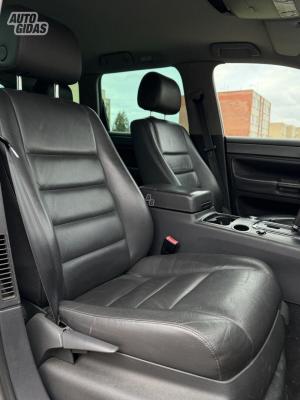 Brown Volkswagen Touareg 2008 in Kaisiadorys, with an engine capacity of 2.50 L and mileage of 203 thousand km for 2600 €, photo 21 on AUTOMOTO.COM.LV