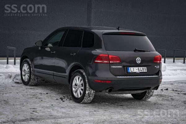 Brūns Volkswagen Touareg 2010 Rīga, ar dzinēja tilpumu 3.00 L un nobraukumu 0 tūkst. km par 12500 €, foto 6 vietnē AUTOMOTO.COM.LV