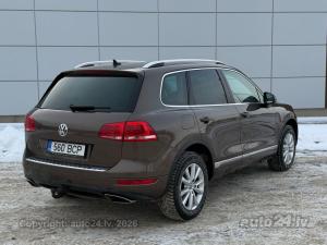 Brūns Volkswagen Touareg 2010 Tartu, ar dzinēja tilpumu 3.00 L un nobraukumu 239 tūkst. km par 9500 €, foto 6 vietnē AUTOMOTO.COM.LV