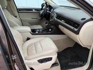 Brūns Volkswagen Touareg 2010 Tartu, ar dzinēja tilpumu 3.00 L un nobraukumu 239 tūkst. km par 9500 €, foto 8 vietnē AUTOMOTO.COM.LV