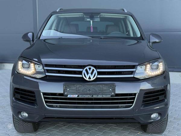 Brūns Volkswagen Touareg 2010 Šauļi, ar dzinēja tilpumu 2.97 L un nobraukumu 300 tūkst. km par 11650 €, foto 9 vietnē AUTOMOTO.COM.LV