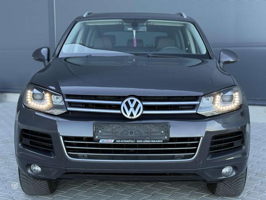 Brūns Volkswagen Touareg 2010 Šauļi, ar dzinēja tilpumu 2.97 L un nobraukumu 300 tūkst. km par 11650 €, foto 10 vietnē AUTOMOTO.COM.LV