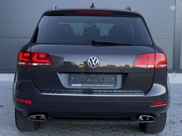 Brūns Volkswagen Touareg 2010 Šauļi, ar dzinēja tilpumu 2.97 L un nobraukumu 300 tūkst. km par 11650 €, foto 10 vietnē AUTOMOTO.COM.LV