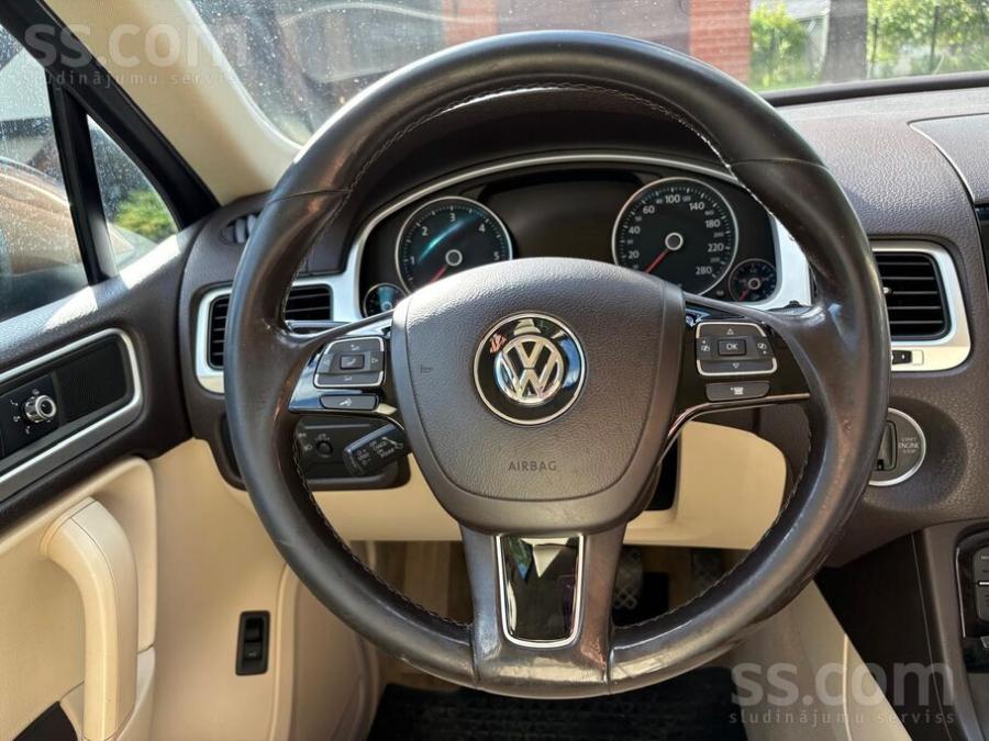 Brūns Volkswagen Touareg 2010 Saldus, ar dzinēja tilpumu 3.00 L un nobraukumu 255 tūkst. km par 9650 €, foto 17 vietnē AUTOMOTO.COM.LV