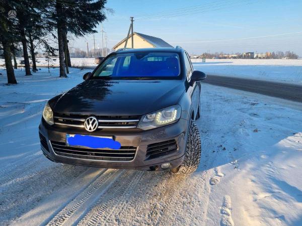 Brūns Volkswagen Touareg 2011 Marijampole, ar dzinēja tilpumu 3.00 L un nobraukumu 295 tūkst. km par 9550 €, foto 2 vietnē AUTOMOTO.COM.LV