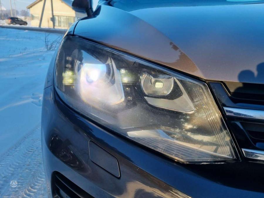 Коричневый Фольксваген Туарег 2011 в Мариямполе, объемом двигателя 3.00 л и пробегом 295 тыс. км за 9550 €, фото 8 на AUTOMOTO.COM.LV