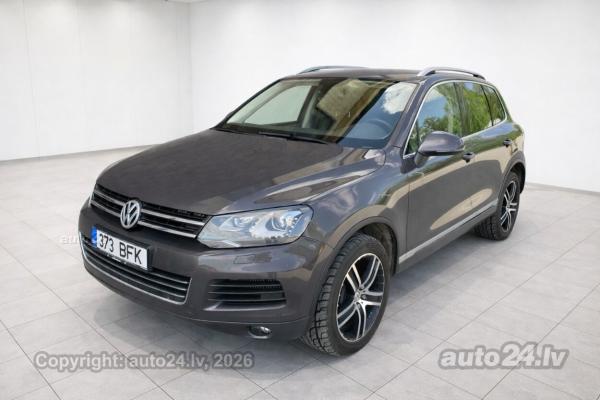 Brūns Volkswagen Touareg 2011 Tartu, ar dzinēja tilpumu 3.00 L un nobraukumu 97 tūkst. km par 18380 €, foto 1 vietnē AUTOMOTO.COM.LV