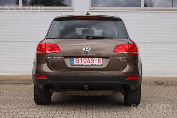Brown Volkswagen Touareg 2011 in Riga, with an engine capacity of 3.00 L and mileage of 0 thousand km for 7995 €, photo 6 on AUTOMOTO.COM.LV