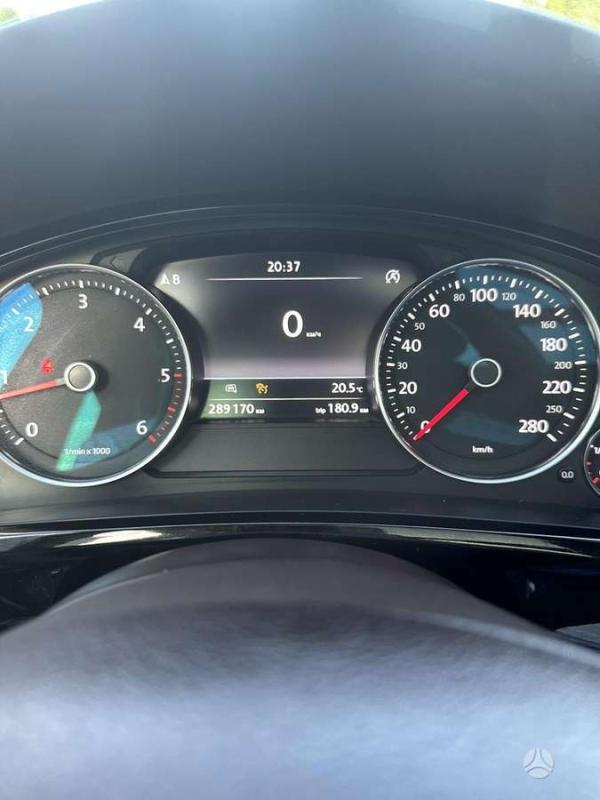Brūns Volkswagen Touareg 2011 Alīta, ar dzinēja tilpumu 2.97 L un nobraukumu 290 tūkst. km par 8800 €, foto 10 vietnē AUTOMOTO.COM.LV