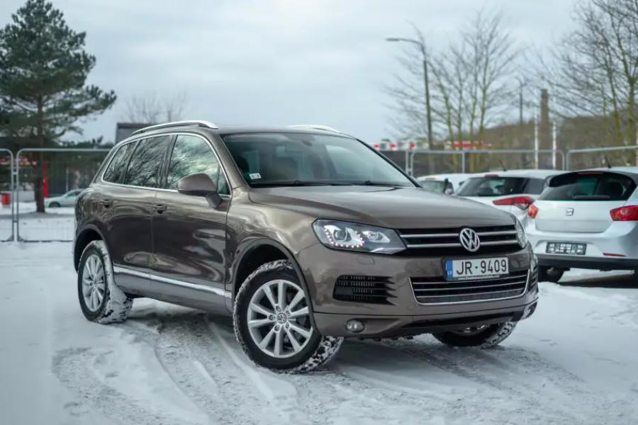 Brūns Volkswagen Touareg 2011 Liepāja, ar dzinēja tilpumu 3.00 L un nobraukumu 251 tūkst. km par 10850 €, foto 6 vietnē AUTOMOTO.COM.LV