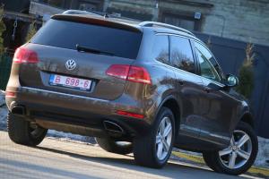 Brūns Volkswagen Touareg 2011 Rīga, ar dzinēja tilpumu 3.00 L un nobraukumu 276 tūkst. km par 10990 €, foto 7 vietnē AUTOMOTO.COM.LV