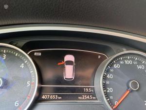 Brūns Volkswagen Touareg 2011 Viļņa, ar dzinēja tilpumu 4.13 L un nobraukumu 410 tūkst. km par 8000 €, foto 12 vietnē AUTOMOTO.COM.LV
