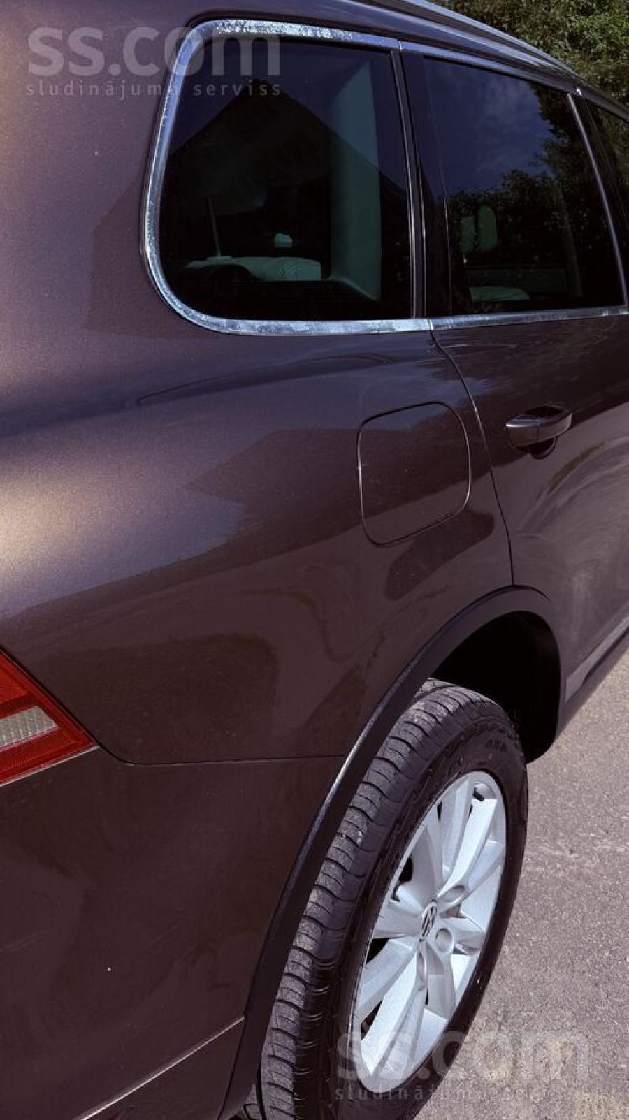 Brūns Volkswagen Touareg 2011 Rīga, ar dzinēja tilpumu 3.00 L un nobraukumu 498 tūkst. km par 8250 €, foto 18 vietnē AUTOMOTO.COM.LV