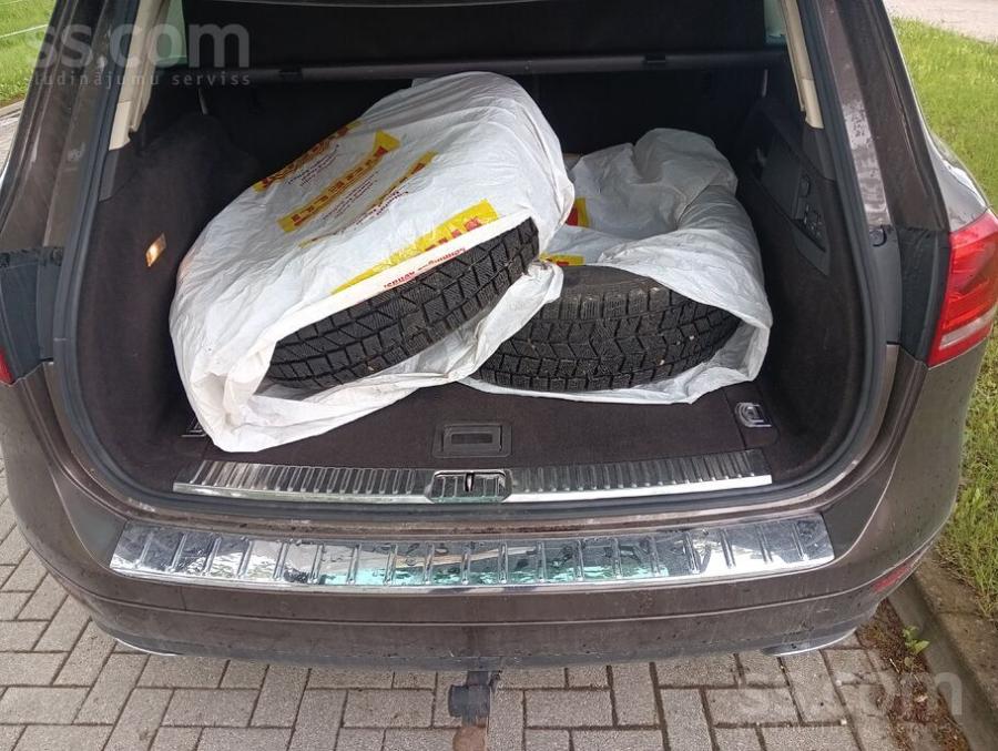 Brūns Volkswagen Touareg 2011 Valmiera, ar dzinēja tilpumu 3.00 L un nobraukumu 334 tūkst. km par 9750 €, foto 7 vietnē AUTOMOTO.COM.LV