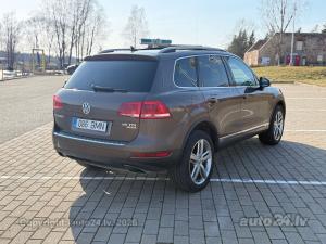 Brūns Volkswagen Touareg 2011 Tartu, ar dzinēja tilpumu 3.00 L un nobraukumu 356 tūkst. km par 11000 €, foto 5 vietnē AUTOMOTO.COM.LV