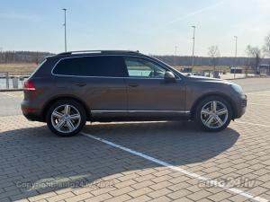 Brūns Volkswagen Touareg 2011 Tartu, ar dzinēja tilpumu 3.00 L un nobraukumu 356 tūkst. km par 11000 €, foto 6 vietnē AUTOMOTO.COM.LV