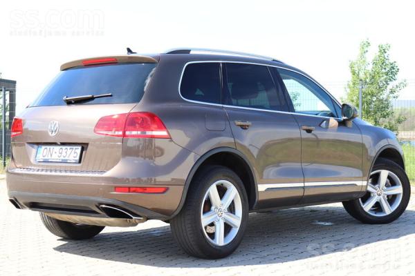 Brūns Volkswagen Touareg 2011 Rīga, ar dzinēja tilpumu 3.00 L un nobraukumu 282 tūkst. km par 9200 €, foto 8 vietnē AUTOMOTO.COM.LV