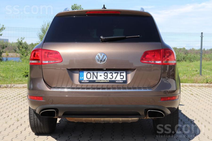 Brūns Volkswagen Touareg 2011 Rīga, ar dzinēja tilpumu 3.00 L un nobraukumu 282 tūkst. km par 9250 €, foto 10 vietnē AUTOMOTO.COM.LV