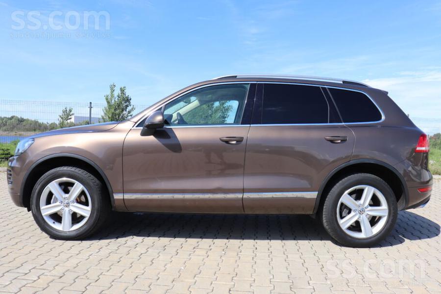 Brūns Volkswagen Touareg 2011 Rīga, ar dzinēja tilpumu 3.00 L un nobraukumu 282 tūkst. km par 9250 €, foto 13 vietnē AUTOMOTO.COM.LV