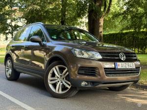 Brown Volkswagen Touareg 2011 in Kaunas, with an engine capacity of 4.13 L and mileage of 270 thousand km for 11750 €, photo  on AUTOMOTO.COM.LV
