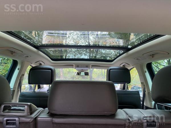 Brown Volkswagen Touareg 2011 in Riga, with an engine capacity of 3.00 L and mileage of 0 thousand km for 11900 €, photo 11 on AUTOMOTO.COM.LV