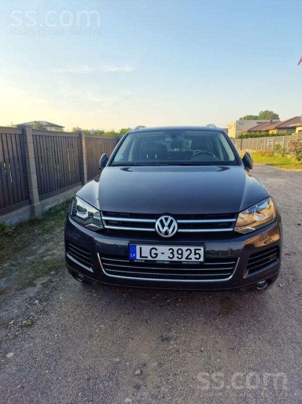 Brūns Volkswagen Touareg 2012 Rīga, ar dzinēja tilpumu 3.00 L un nobraukumu 226 tūkst. km par 12600 €, foto 10 vietnē AUTOMOTO.COM.LV